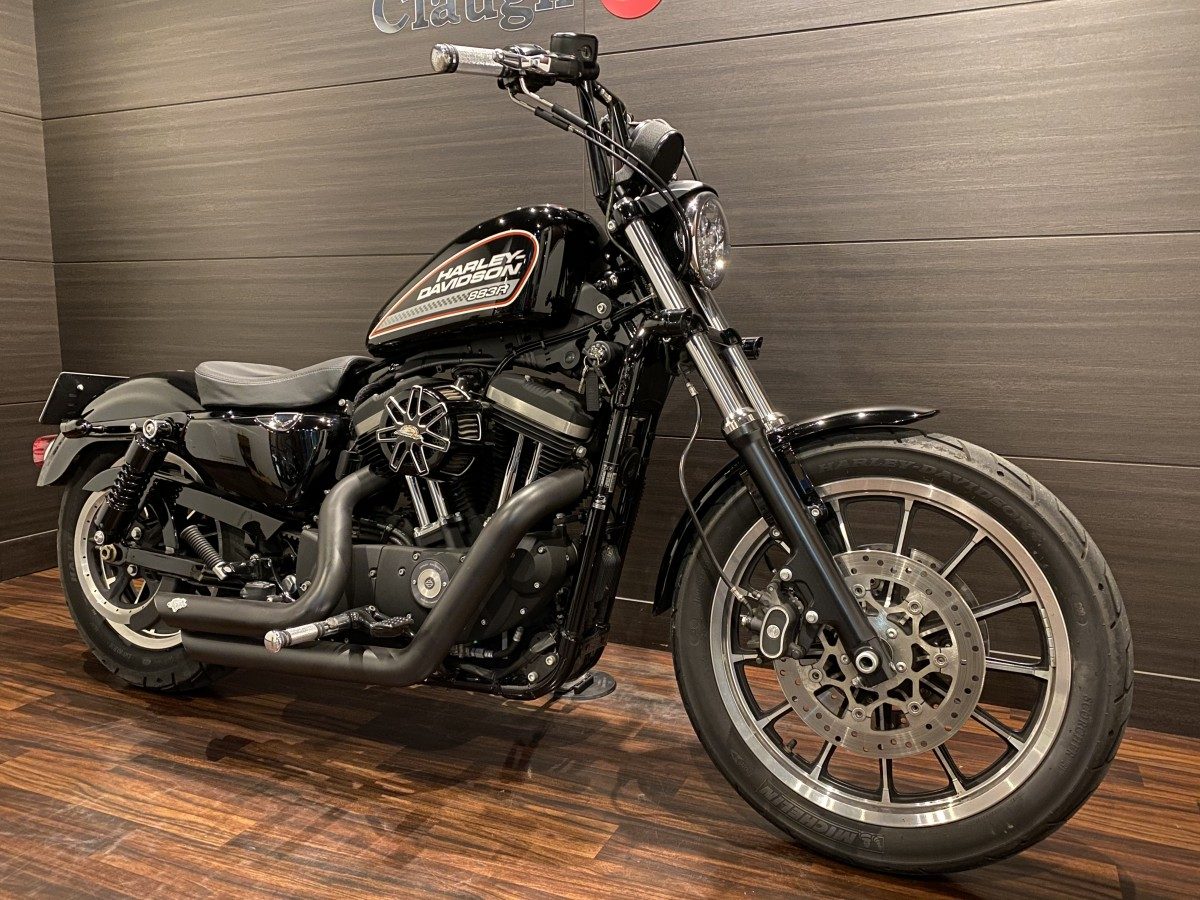 ハーレーXL883Rの性能と最高速を探る